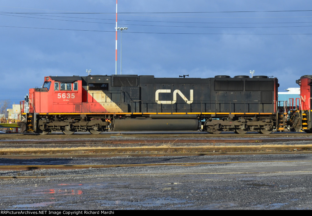 CN 5635